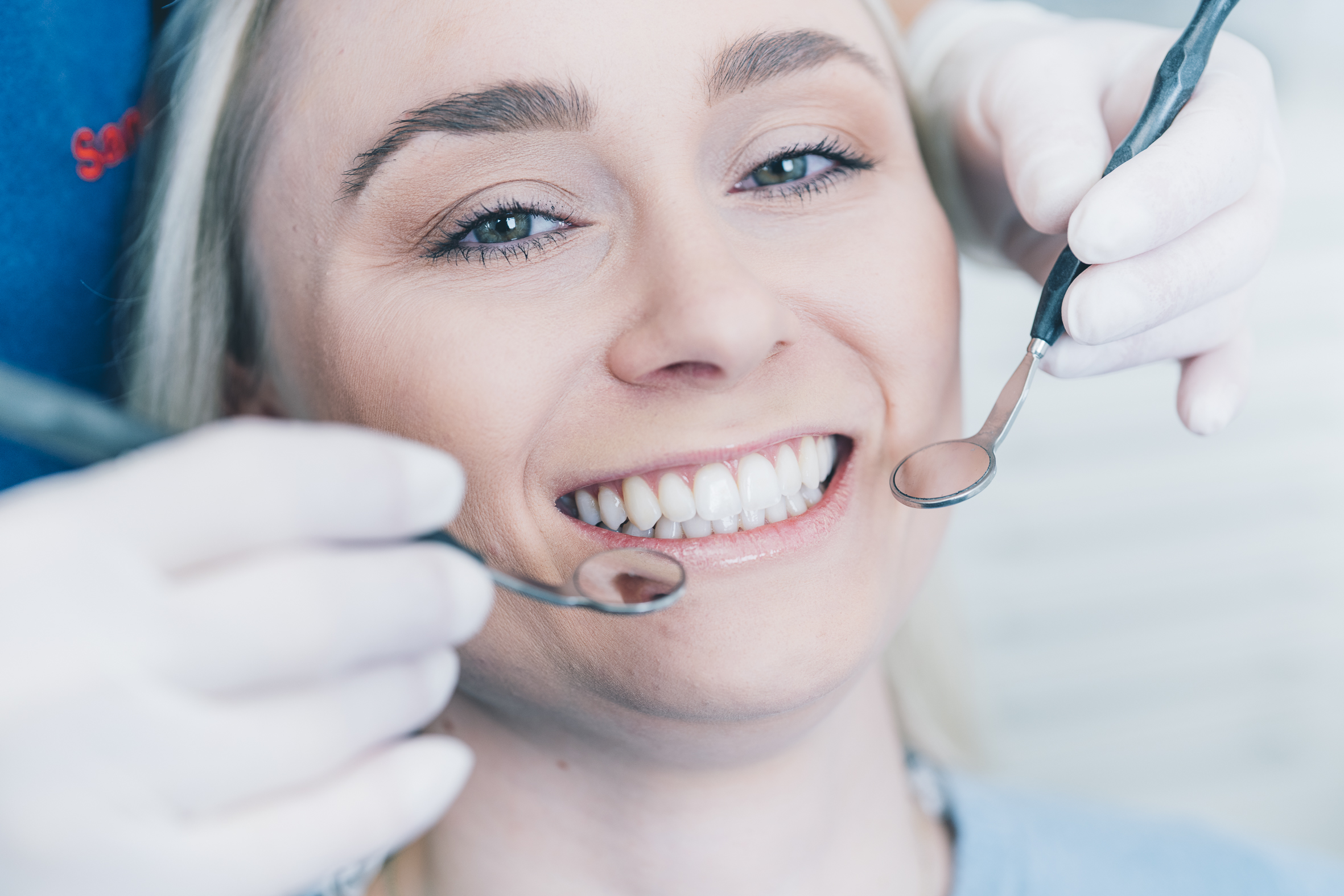 Kompositfüllungen - zahneins GmbH