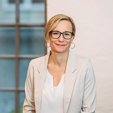 Über uns - Management / Leitbild - zahneins GmbH